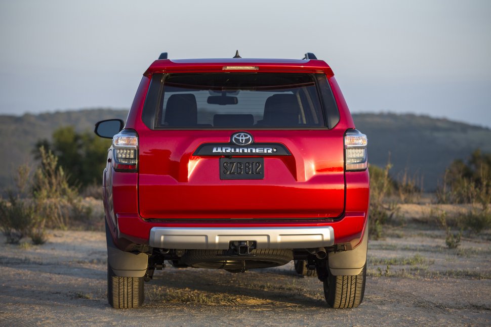 Toyota 4runner technical specifications and fuel economy